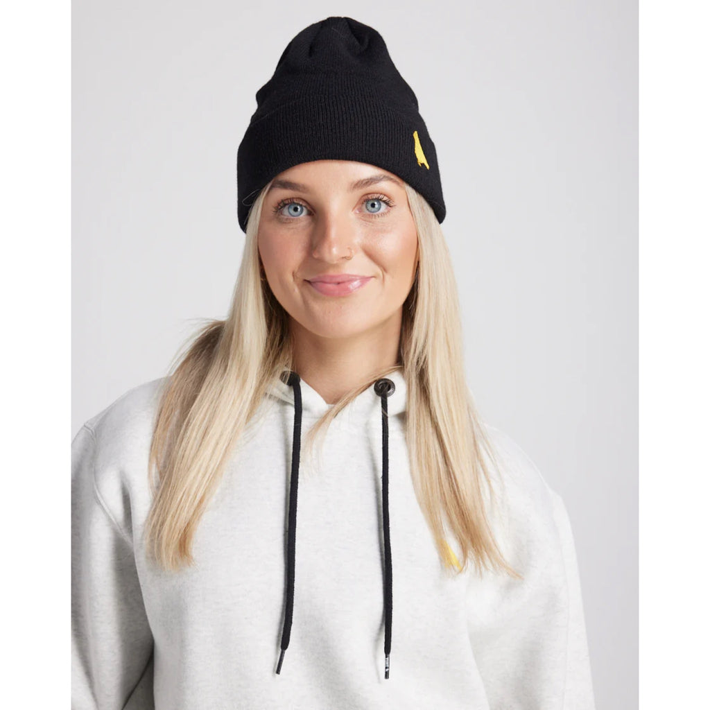 Yuki Threads Bird Beanie